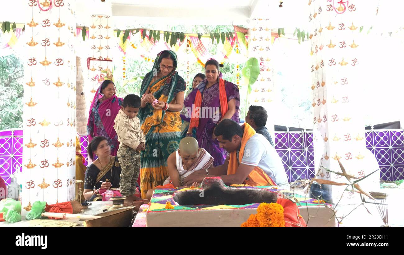 Hindu brahmin Upanayana or The sacred thread ceremony. His entry into ...