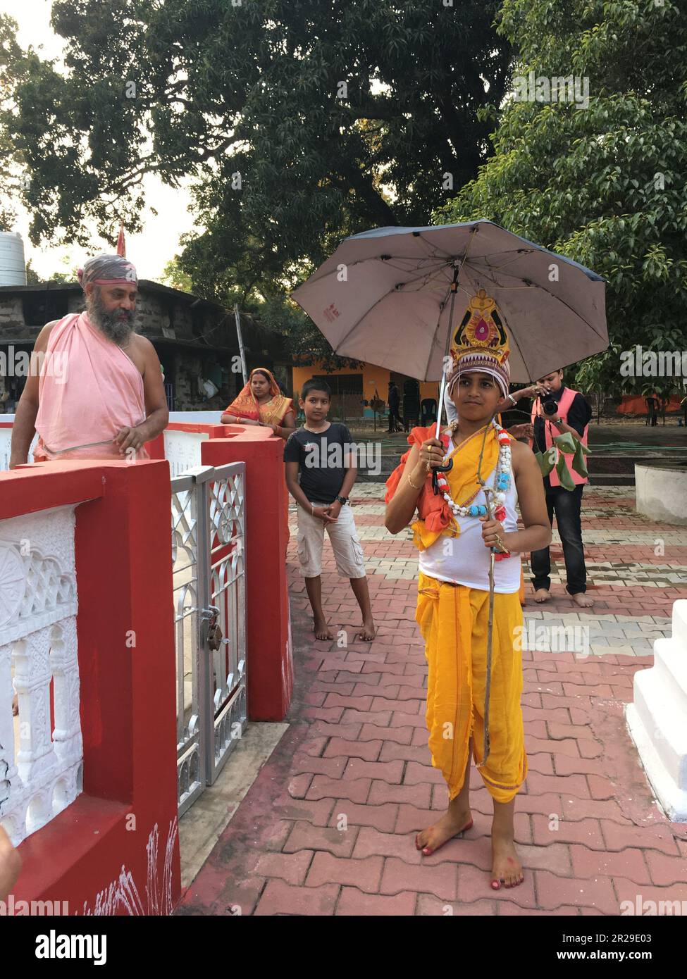 Hindu brahmin Upanayana or The sacred thread ceremony. His entry into ...
