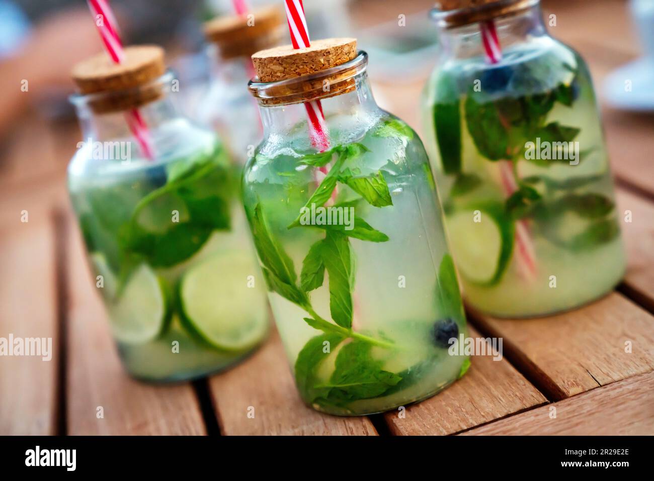 Limonade ice cubes hi-res stock photography and images - Alamy