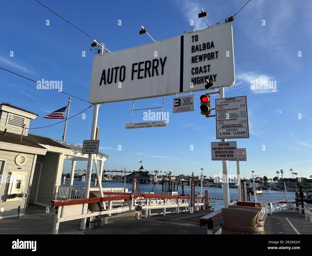 Balboa island ferry hi-res stock photography and images - Alamy