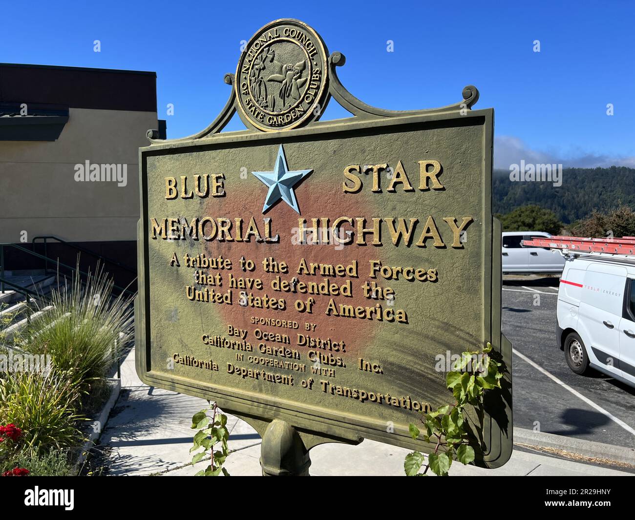 Blue star memorial highway hi-res stock photography and images - Alamy