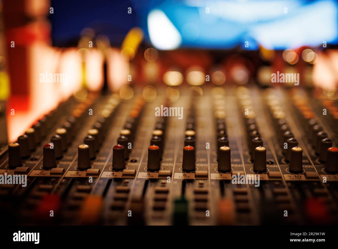 Old school audio console hi-res stock photography and images - Alamy