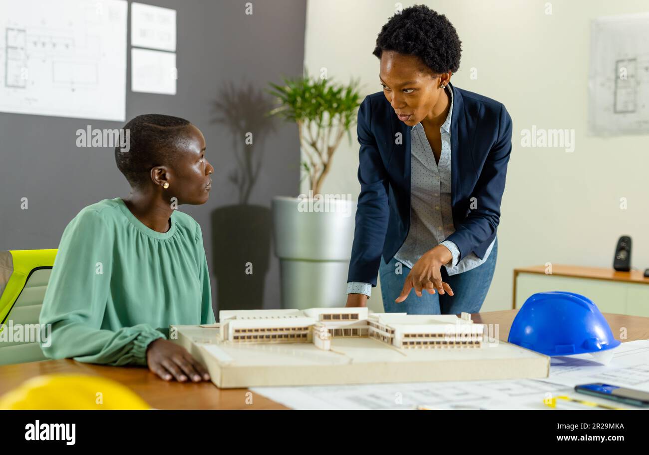 African american architects hi-res stock photography and images - Alamy
