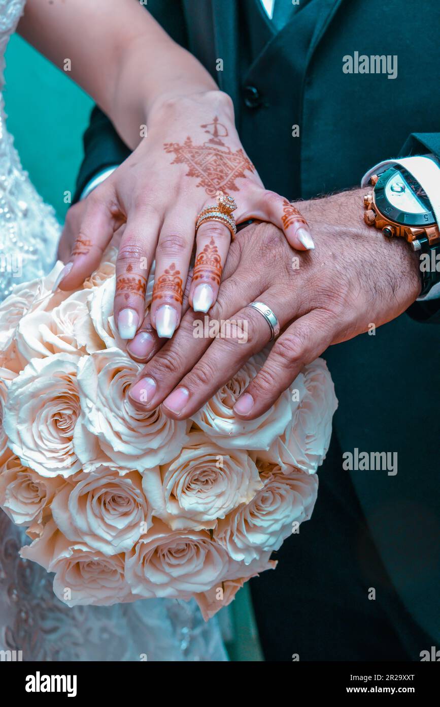 Body painting wedding hi-res stock photography and images - Alamy