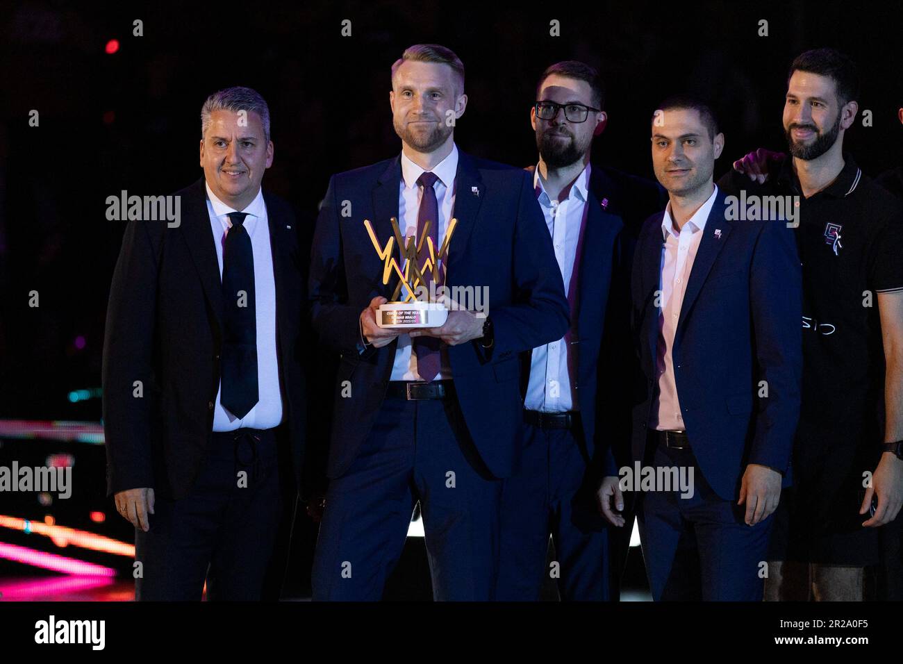 For the second time in a row, Head Coach Tuomas IISALO (BON, middle ...