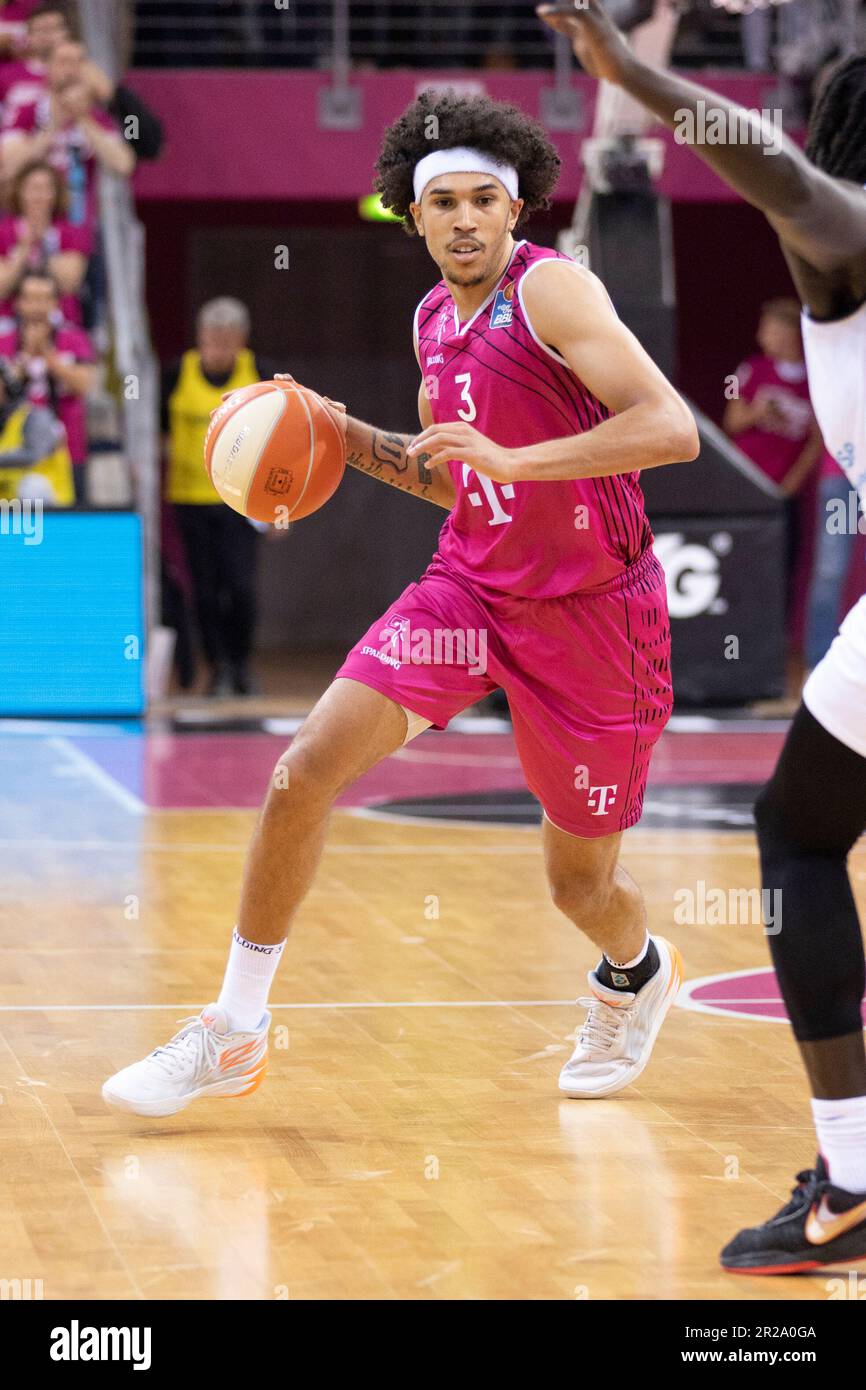 Bonn, Deutschland. 17th May, 2023. Tyson WARD (BON, mi.) on the ball ...