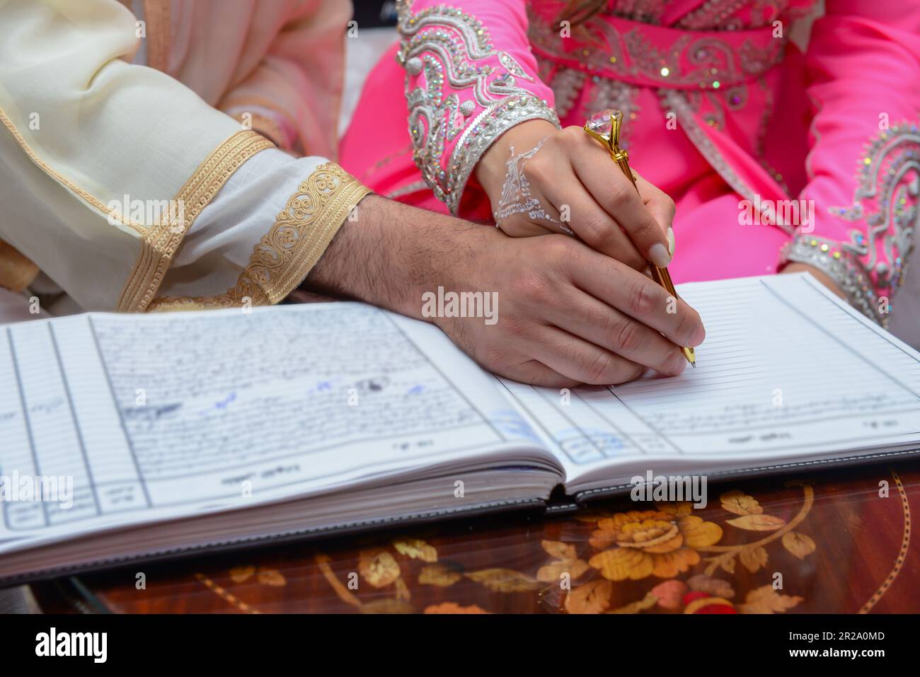 Marriage registration sign hi-res stock photography and images - Alamy