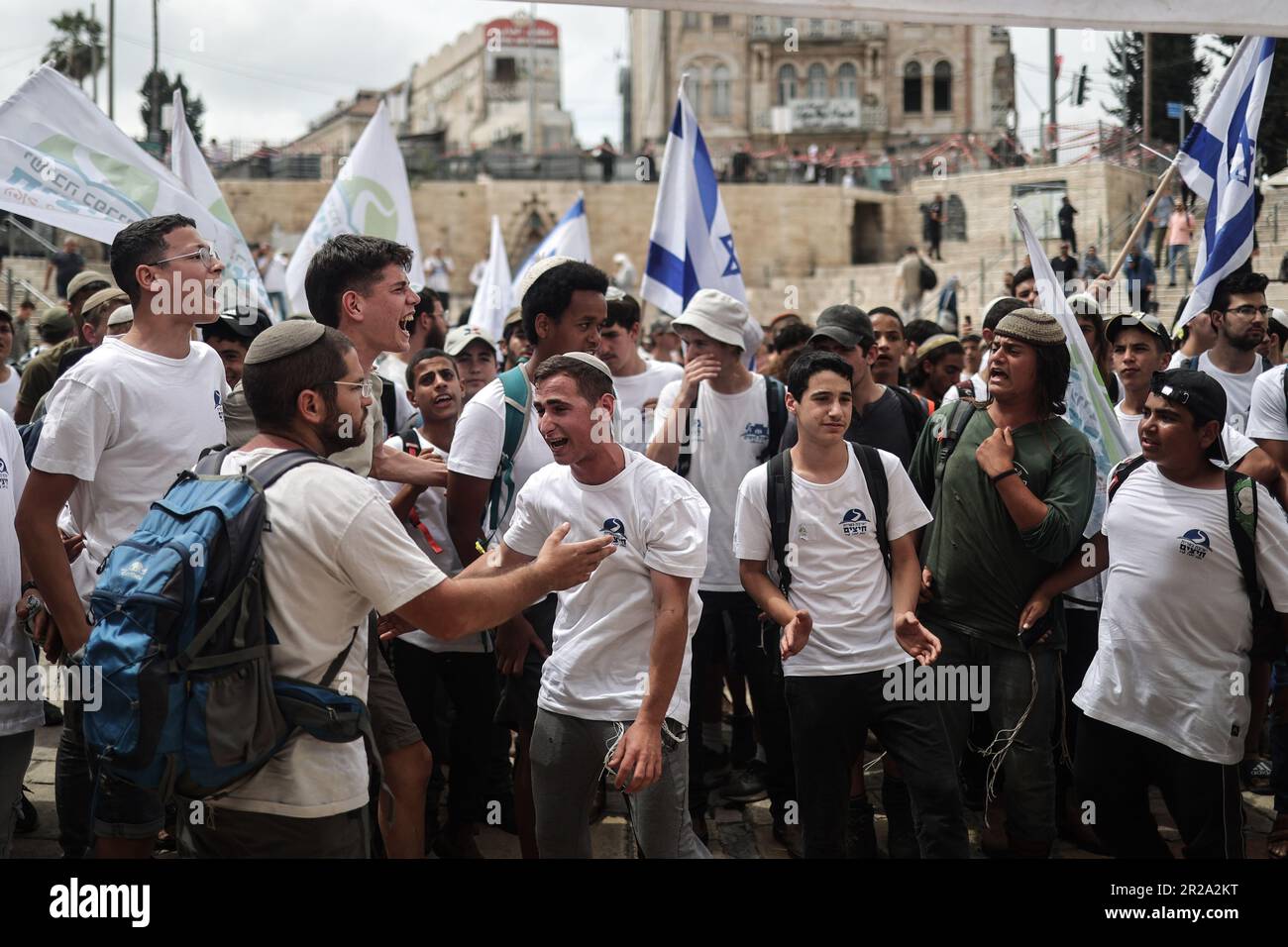 18 May 2023, ---, Jerusalem: People take part in the flag parade ...