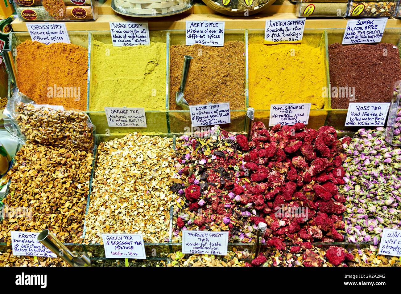 Spice stall grand bazaar istanbul hi-res stock photography and images ...
