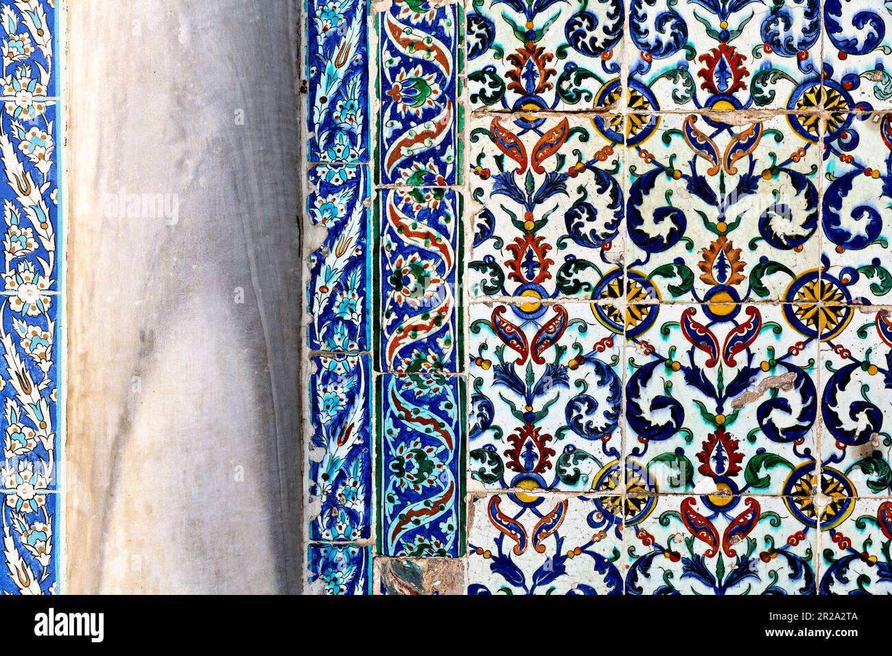 Istanbul Turkey. Topkapi Palace. Decorated walls in the Harem Stock ...
