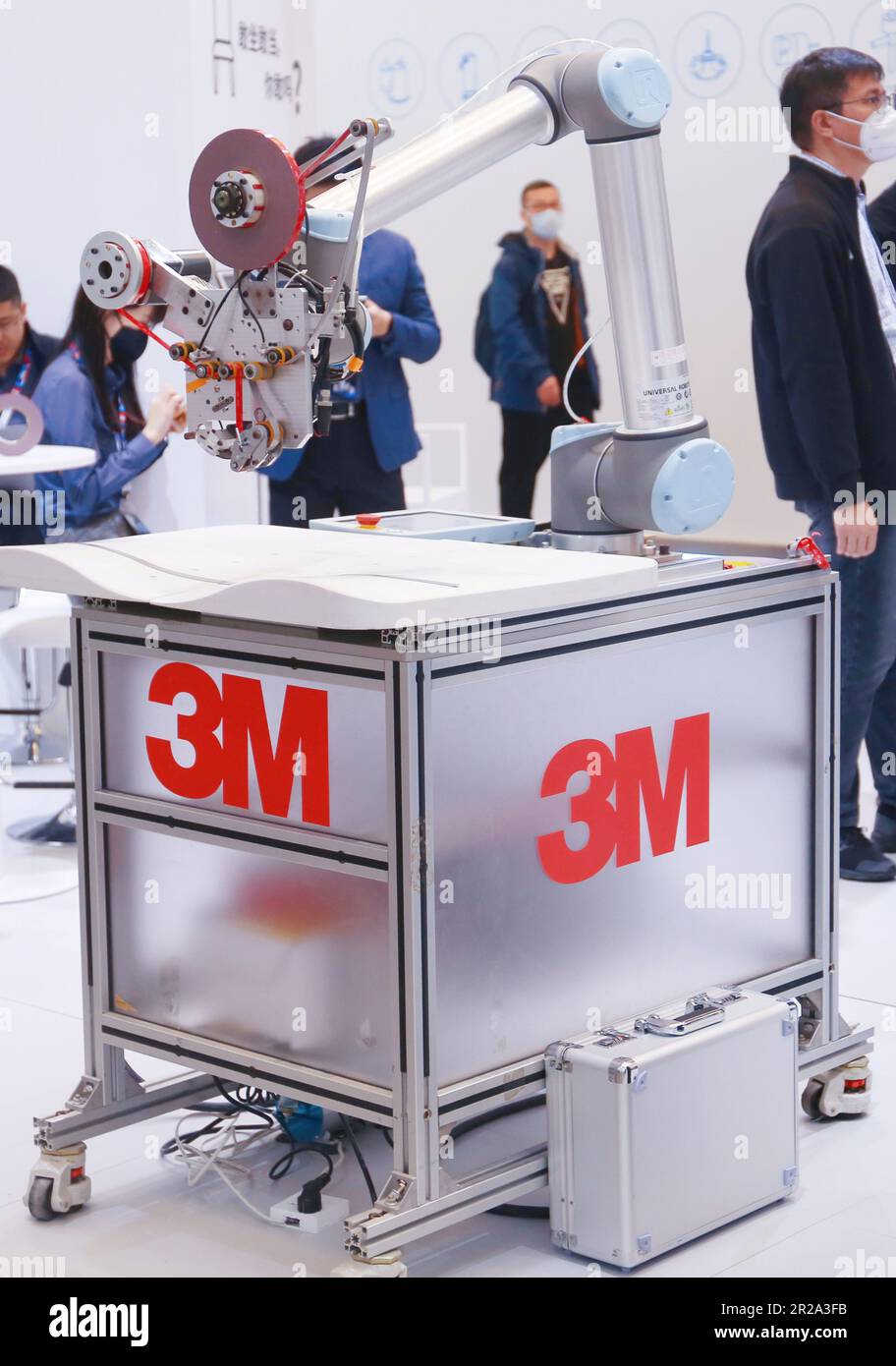 3m booth hi-res stock photography and images - Alamy