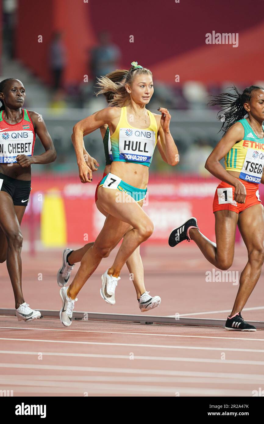 Jessica Hull running the 1500m at the 2019 World Athletics ...