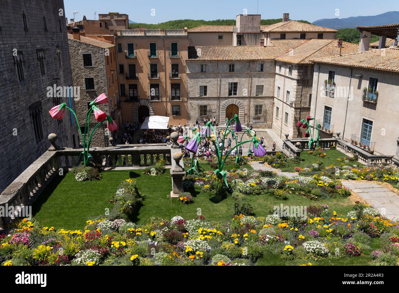Girona flower show 2023 - Temps de Flors - floral displays in the ...