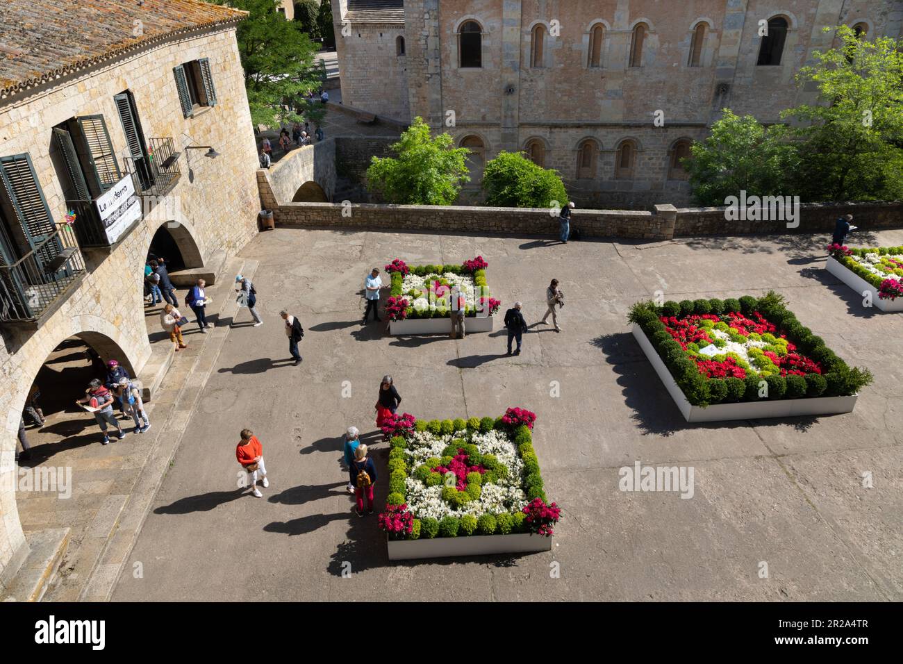 Girona flower show 2023 - Temps de Flors - floral displays in the ...