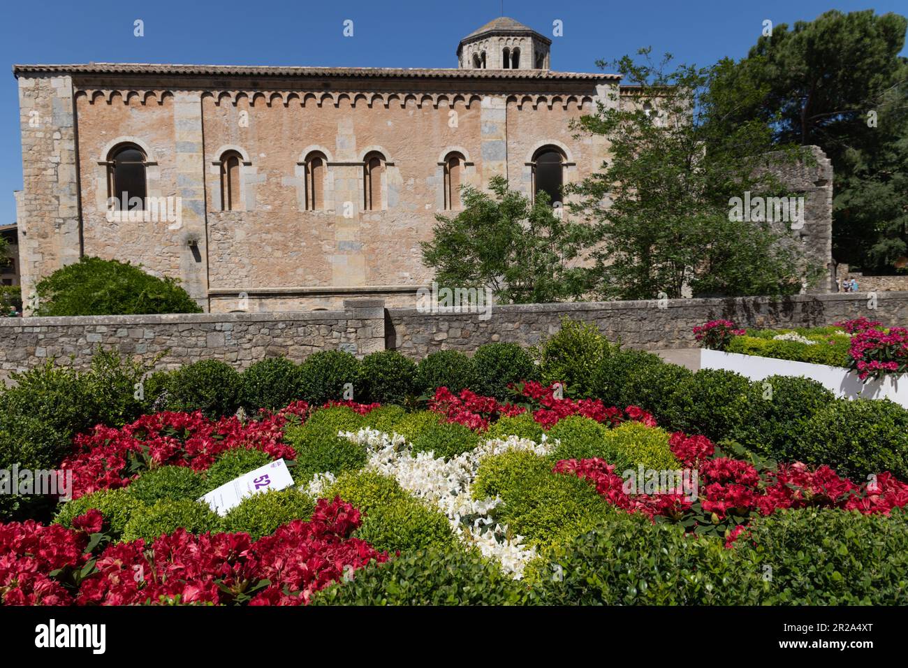 Girona flower show 2023 - Temps de Flors - floral displays in the ...