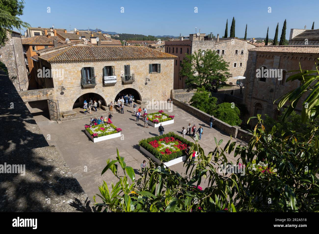 Girona flower show 2023 - Temps de Flors - floral displays in the ...