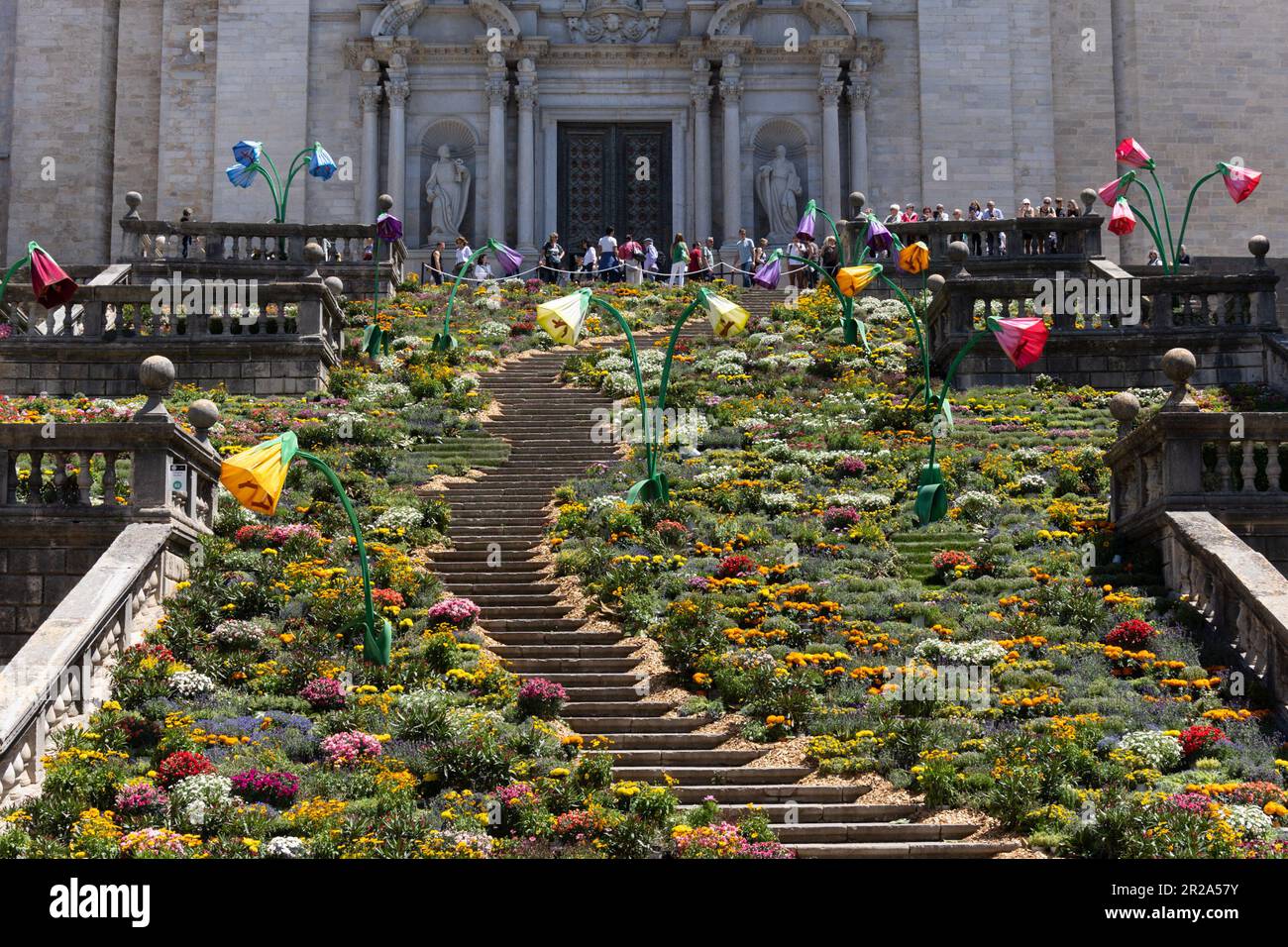 Girona flower show 2023 - Temps de Flors - floral displays in the ...