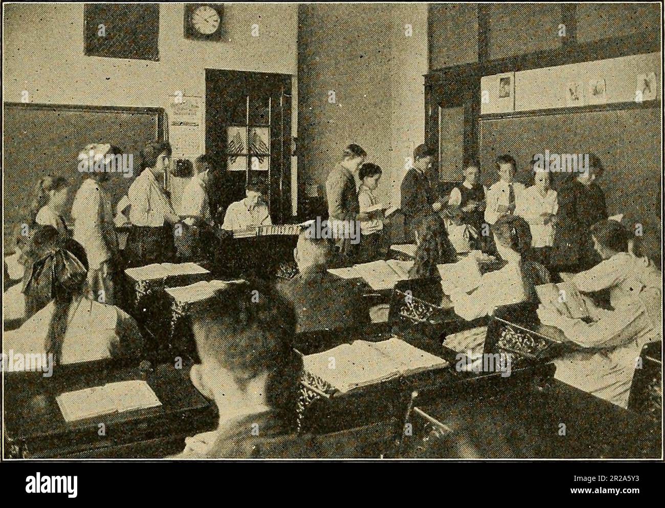 Rural life 1920 hi-res stock photography and images - Alamy