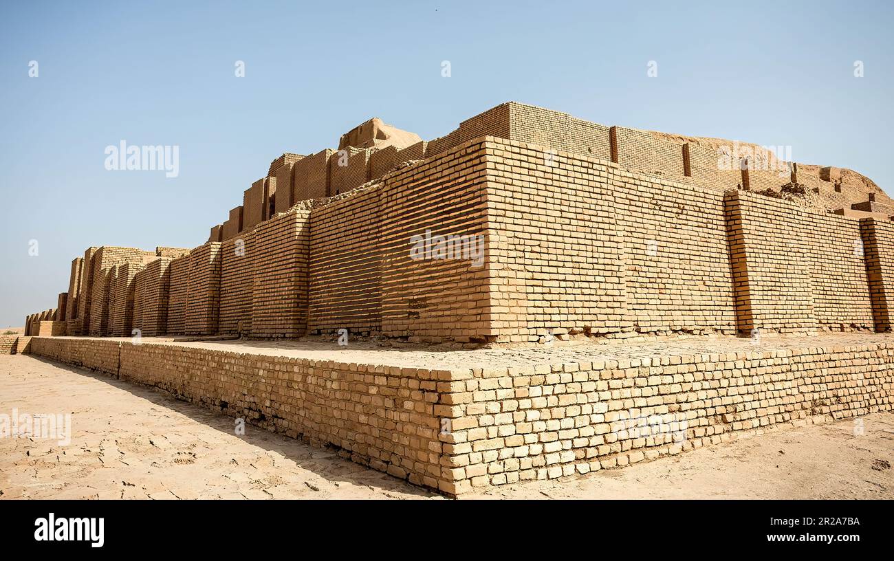Mesopotamia ziggurat hi-res stock photography and images - Alamy