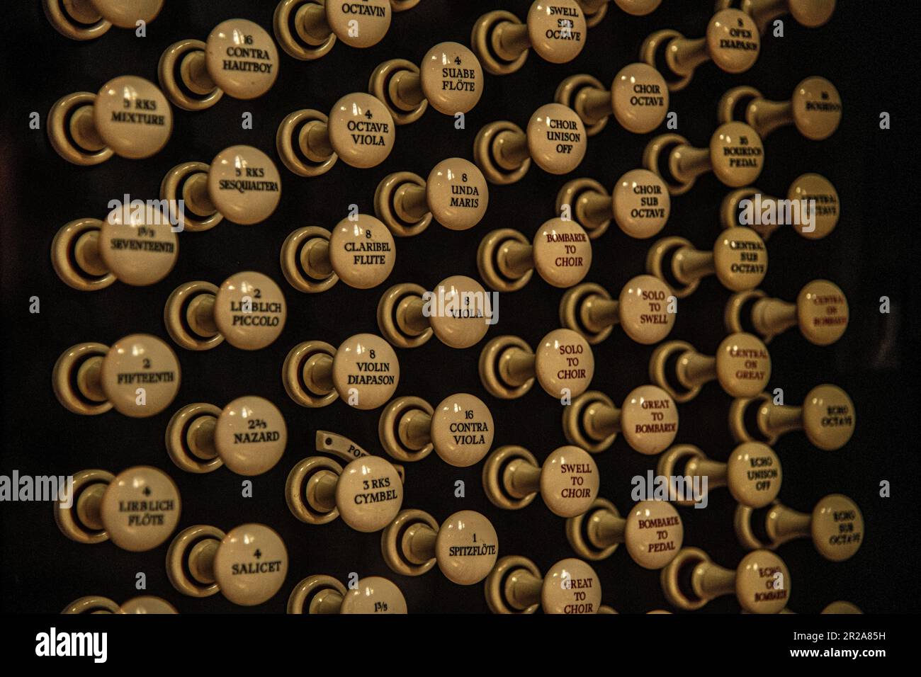 Liverpool anglican cathedral organ hi-res stock photography and images ...
