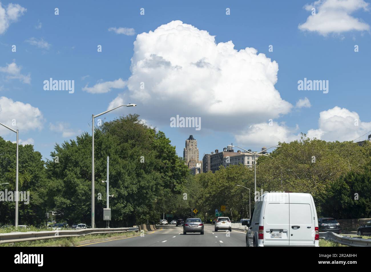 Drivers view traffic city hi-res stock photography and images - Alamy