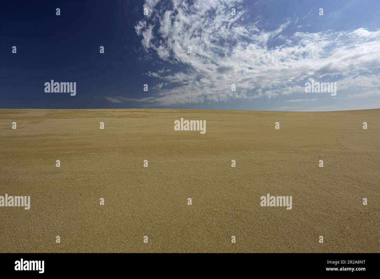 Empty beach sand dune hi-res stock photography and images - Alamy