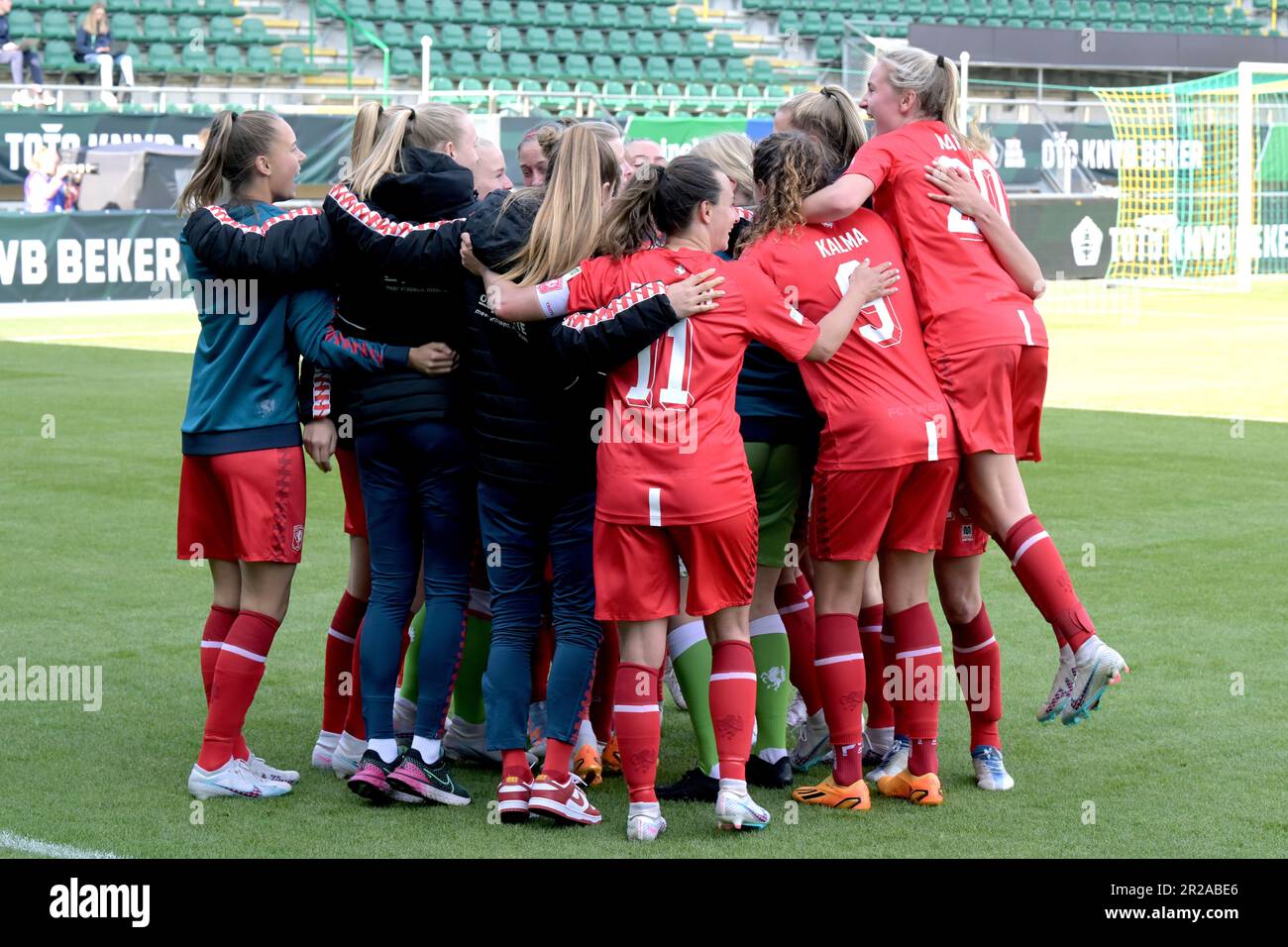 THE HAGUE - Bente Jansen of FC Twente celebrates the 4-0 with her ...