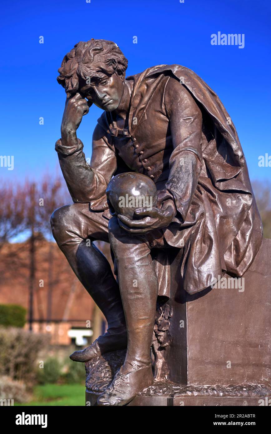 Hamlet statue, Bancroft gardens Stratford upon Avon England UK Stock ...