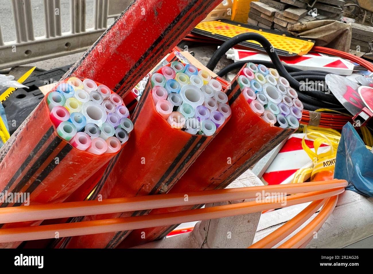 Munich, Deutschland. 18th May, 2023. Telecommunications: fiber optic ...