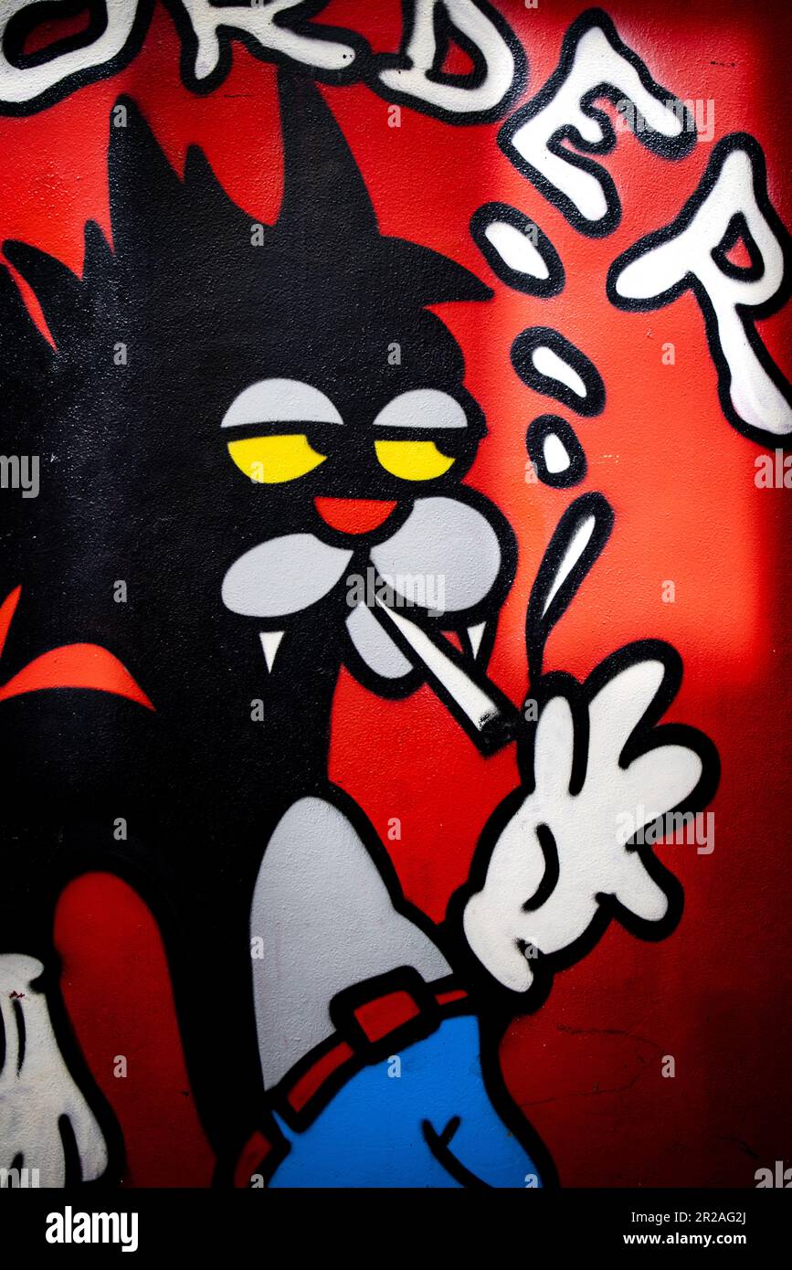 Cartoon cat smoking hi-res stock photography and images - Alamy