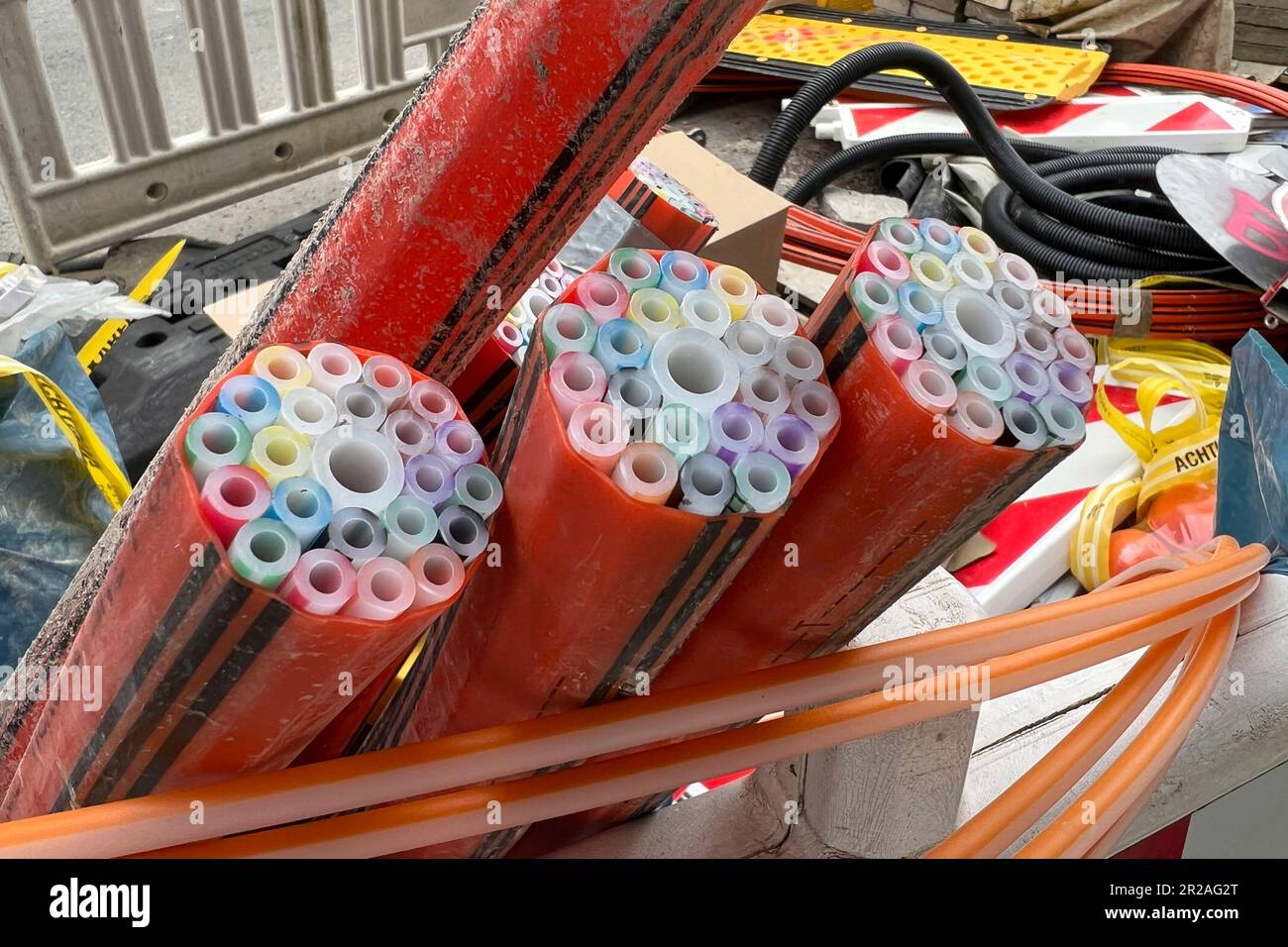 Laying fiber optic cable line hi-res stock photography and images - Alamy