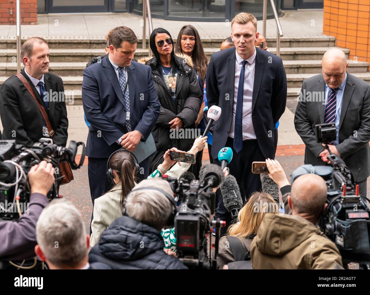 Detective Constable Lee Swift (second left) with Charlie Mclean, the ...