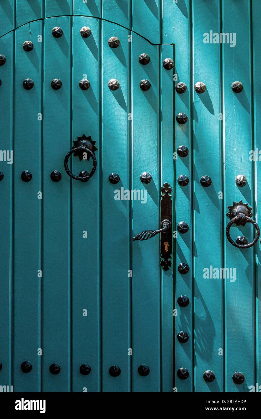 Typical arabic door Marrakech, Morocco Stock Photo - Alamy