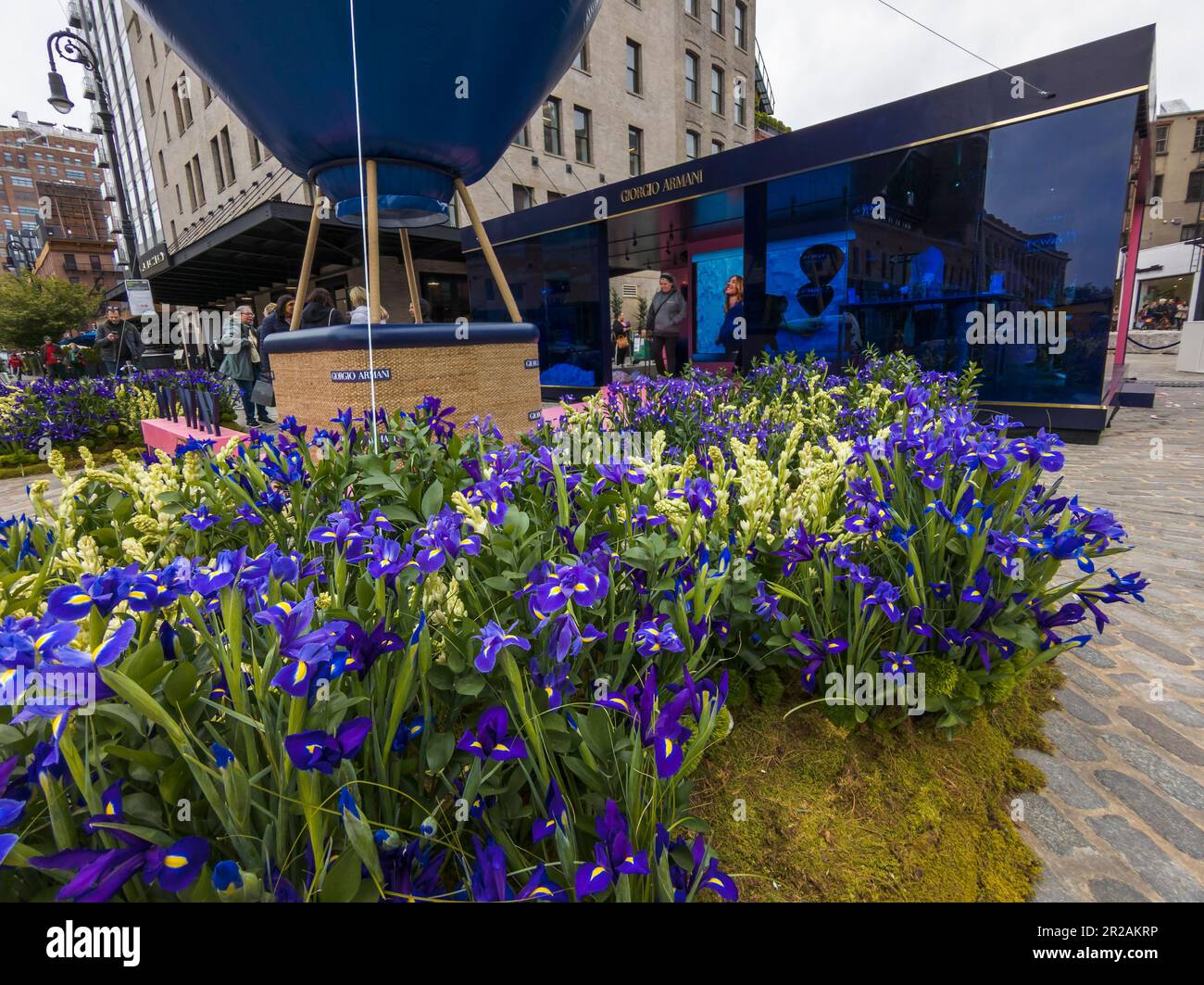Brand activation for Giorgio Armani ÒMy WayÓ perfume prior to MotherÕs ...