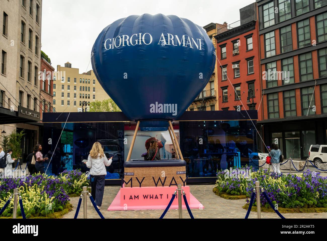 Brand activation for Giorgio Armani ÒMy WayÓ perfume prior to MotherÕs ...