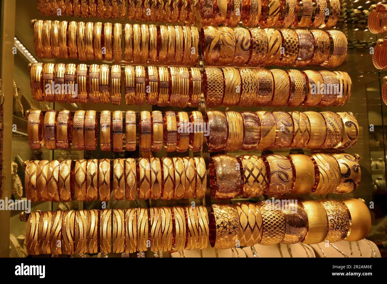 Gold market grand bazaar istanbul hi-res stock photography and images ...