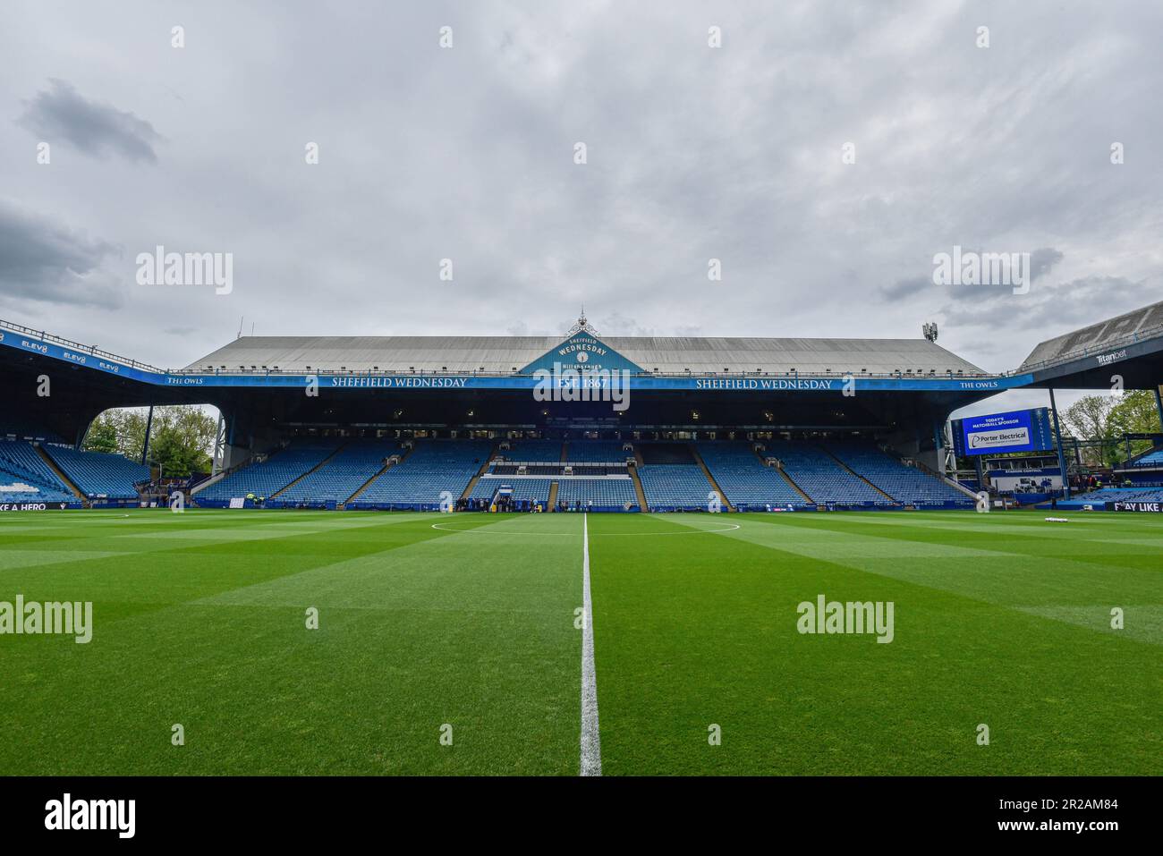 Hillsborough stadium pitch view hi-res stock photography and images - Alamy