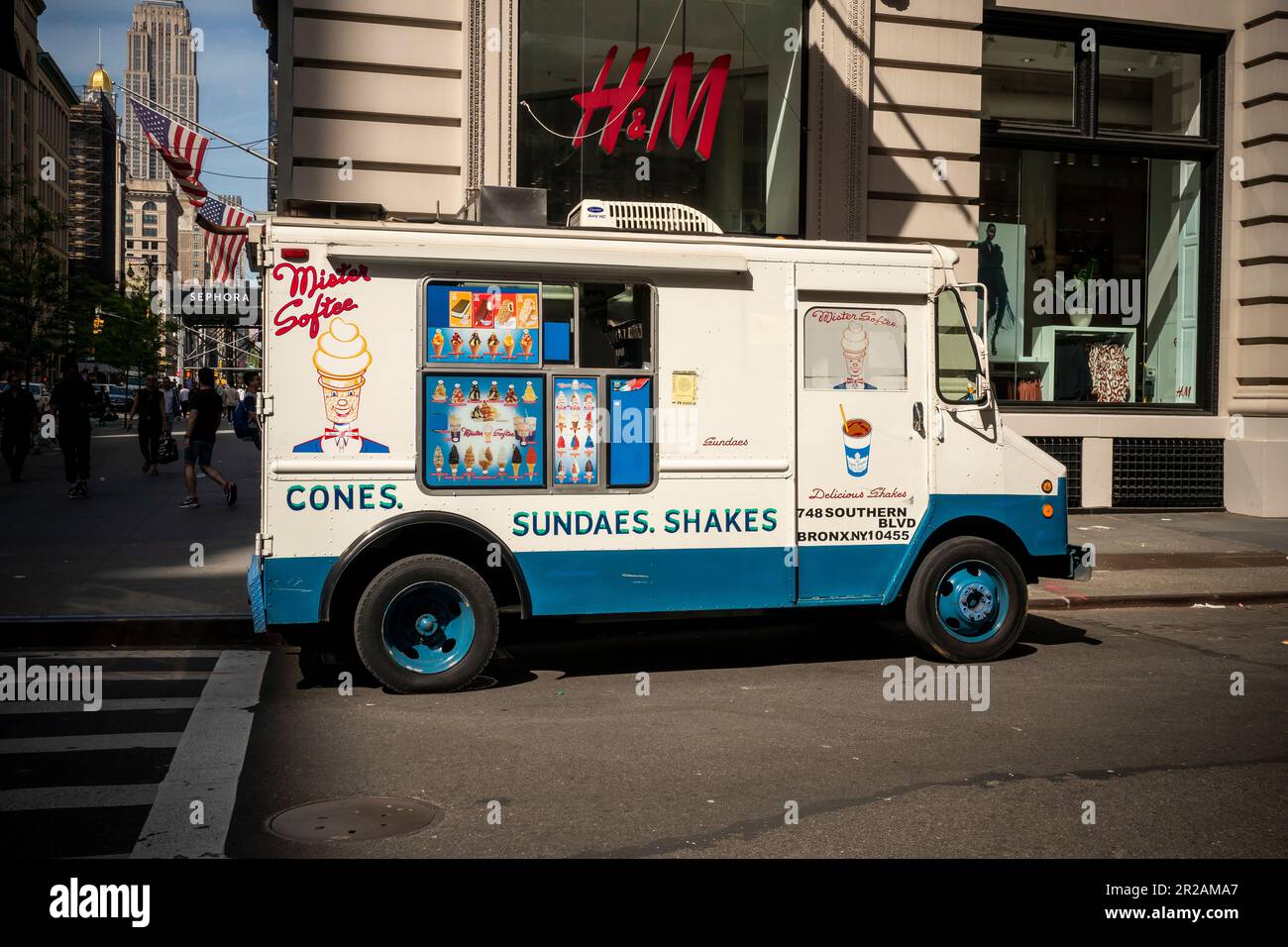 Mr. Softee ice cream truck in the Flatiron neighborhood in New York on ...