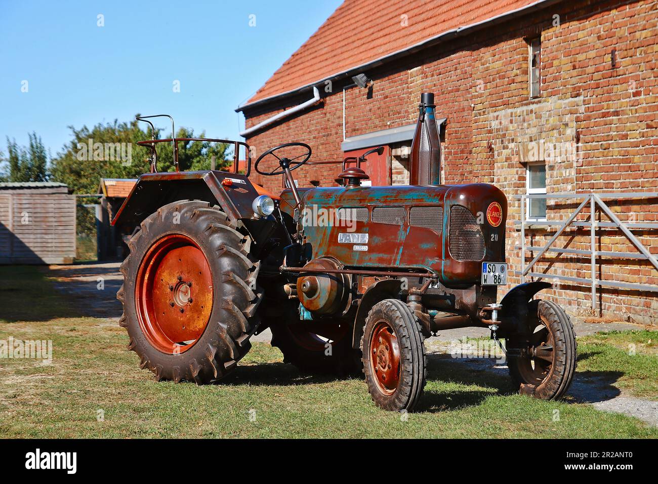 Lanz Bulldog on Farm Stock Photo - Alamy
