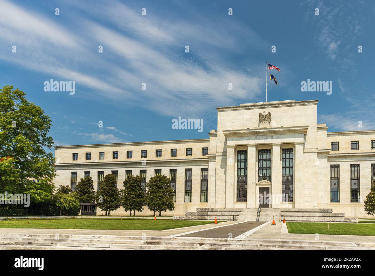 Federal reserve eccles building hi-res stock photography and images - Alamy
