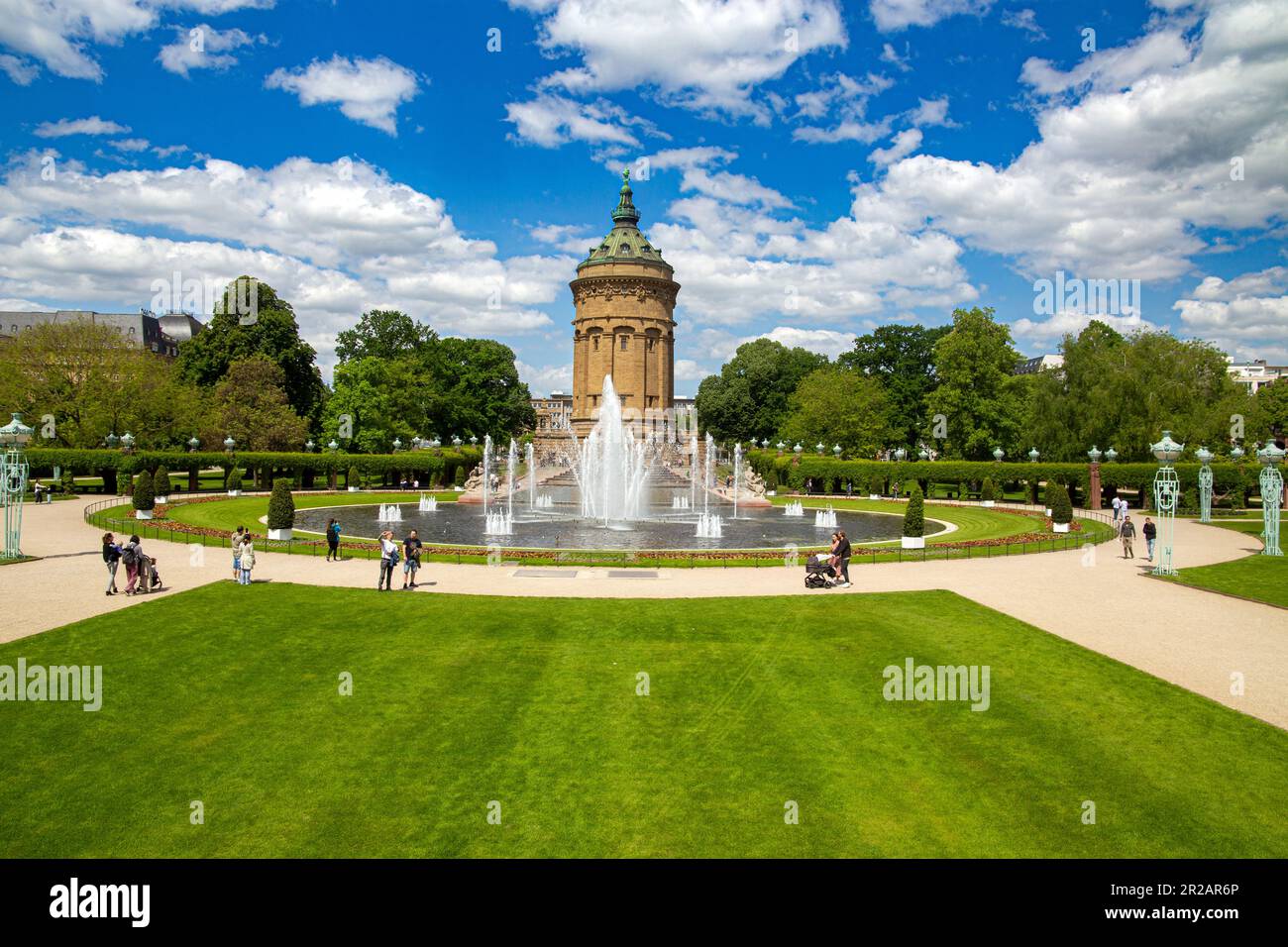 Mannheim (Baden-Wurttemberg, Germany) with his popular landmark, the ...