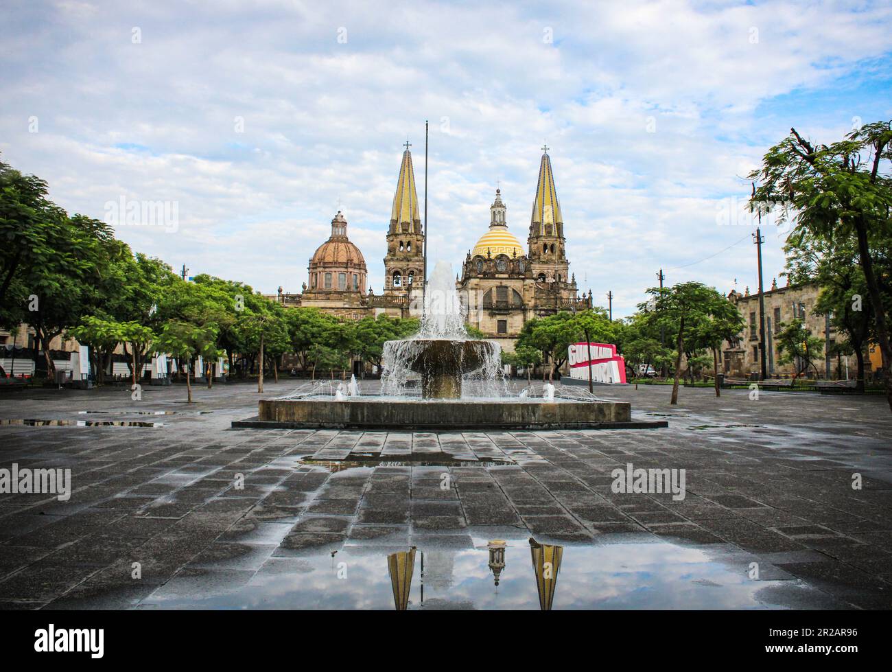 Guadalajara mexico cityscape hi-res stock photography and images - Alamy
