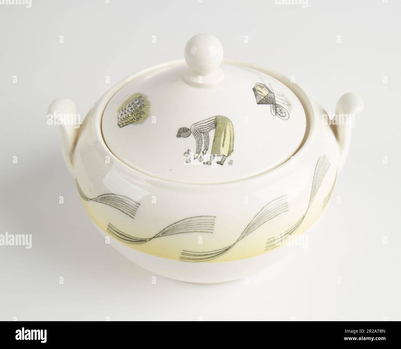 1930s Wedgwood Garden series pottery sugar bowl designed by Eric ...