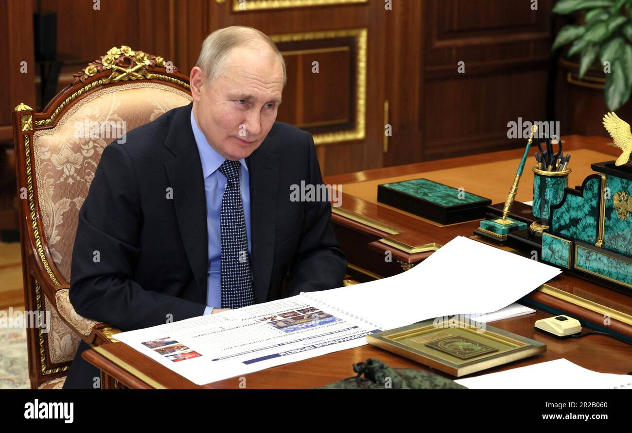 Vladimir putin smirk hi-res stock photography and images - Alamy