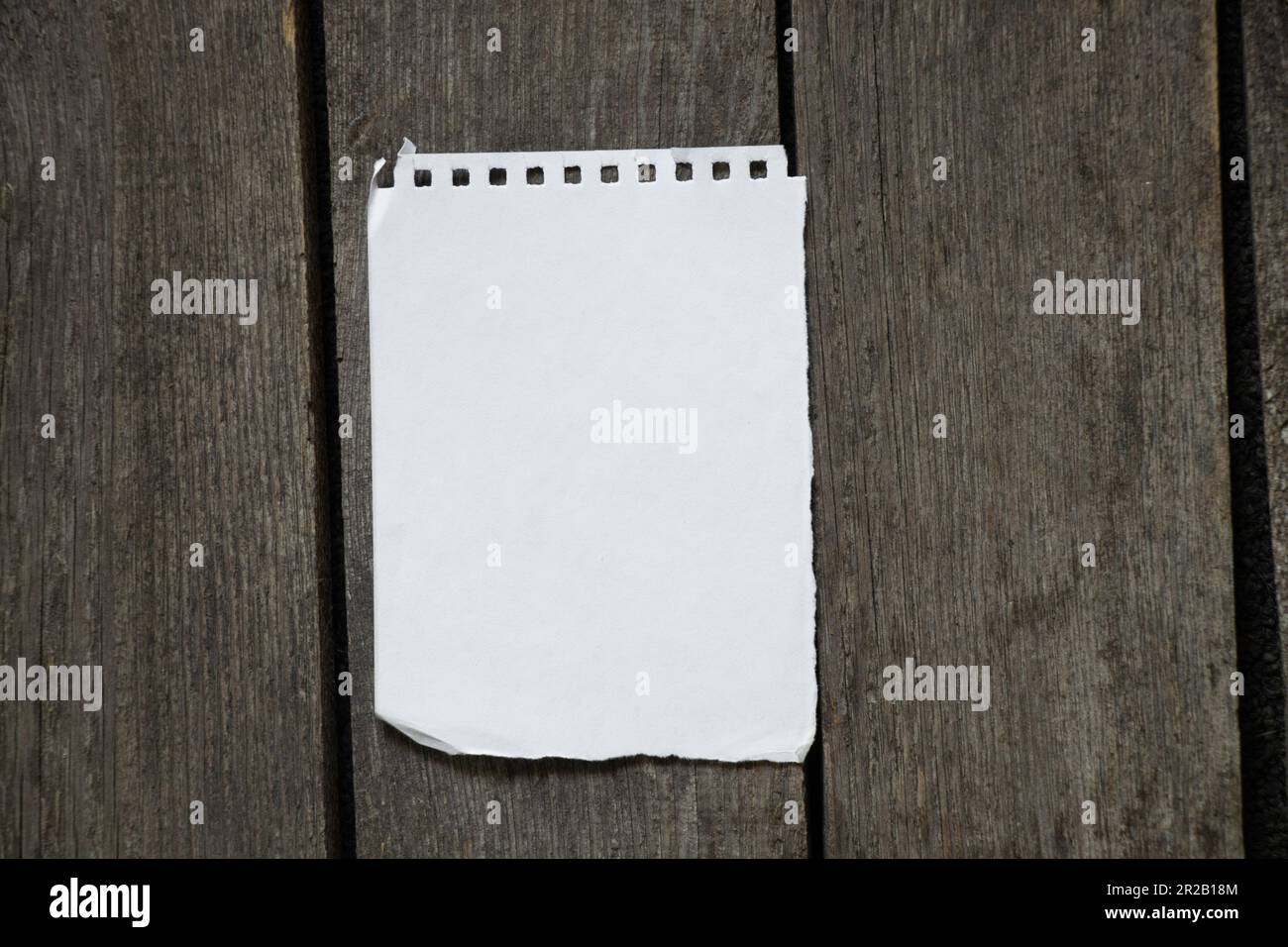 Notepad sheet hi-res stock photography and images - Alamy