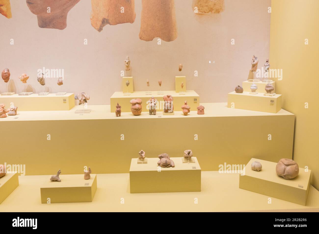 Marble and clay figurines (Final Neolithic and Late Neolithic period ...