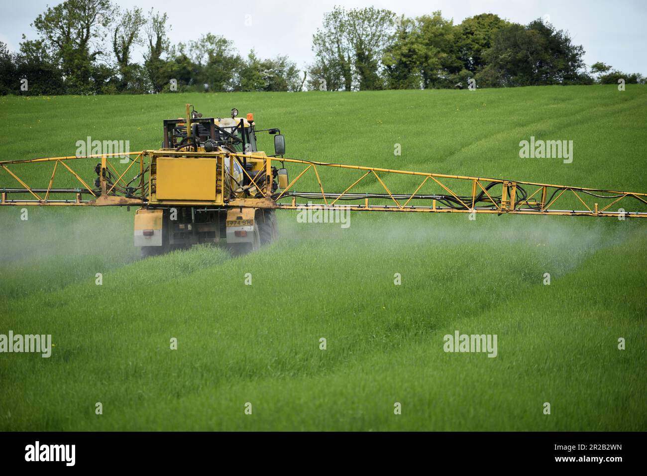 Boom sprayer hi-res stock photography and images - Alamy