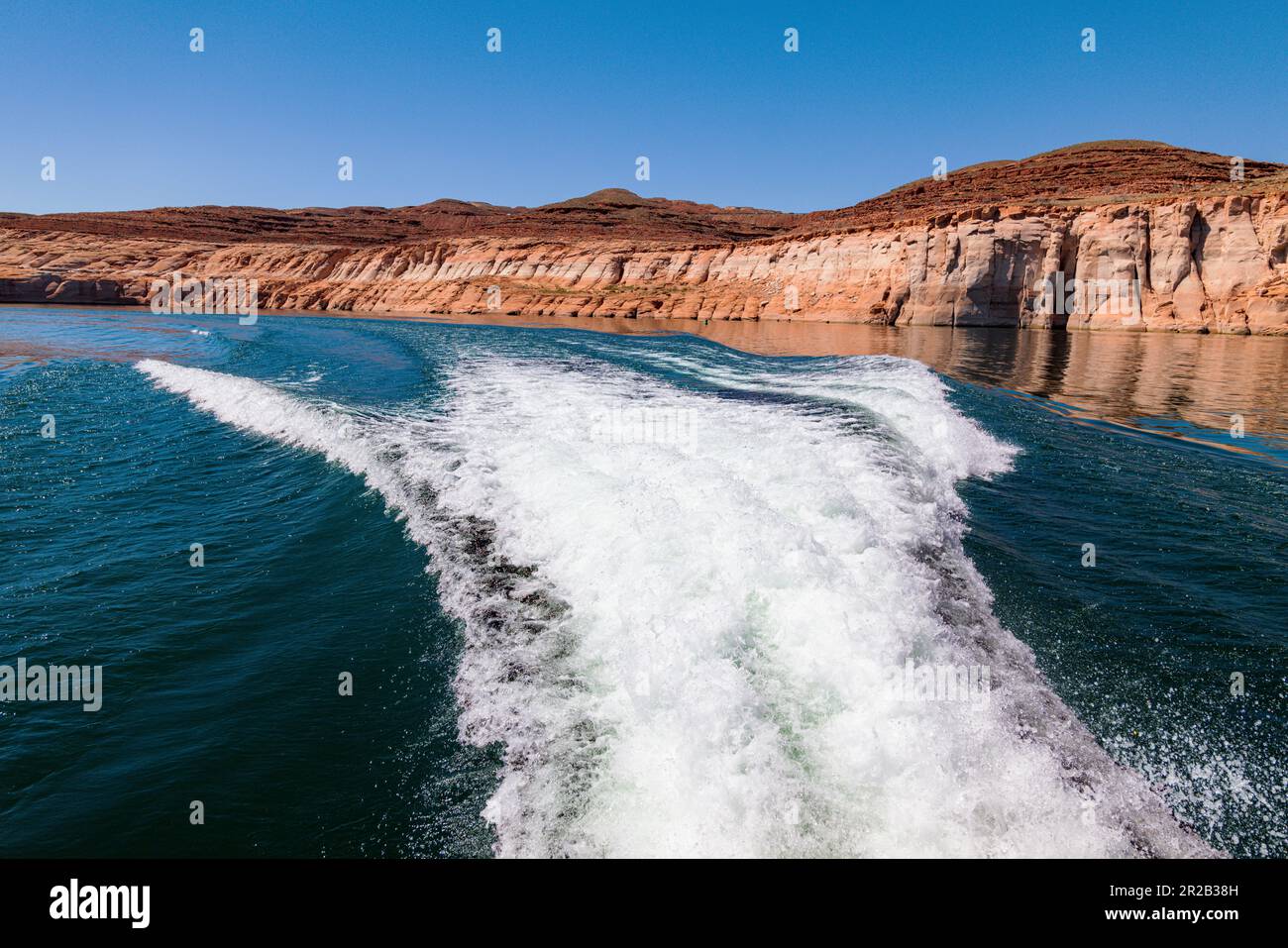 Wake from tour boat; Lake Powell; Glen Canyon Dam; Glen Canyon National ...