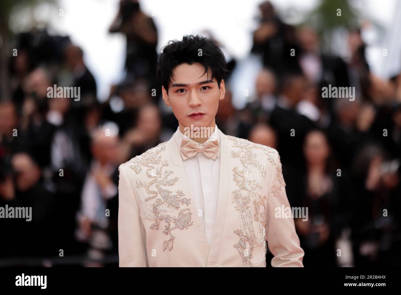 Gong Jun poses for photographers upon arrival at the premiere of the ...