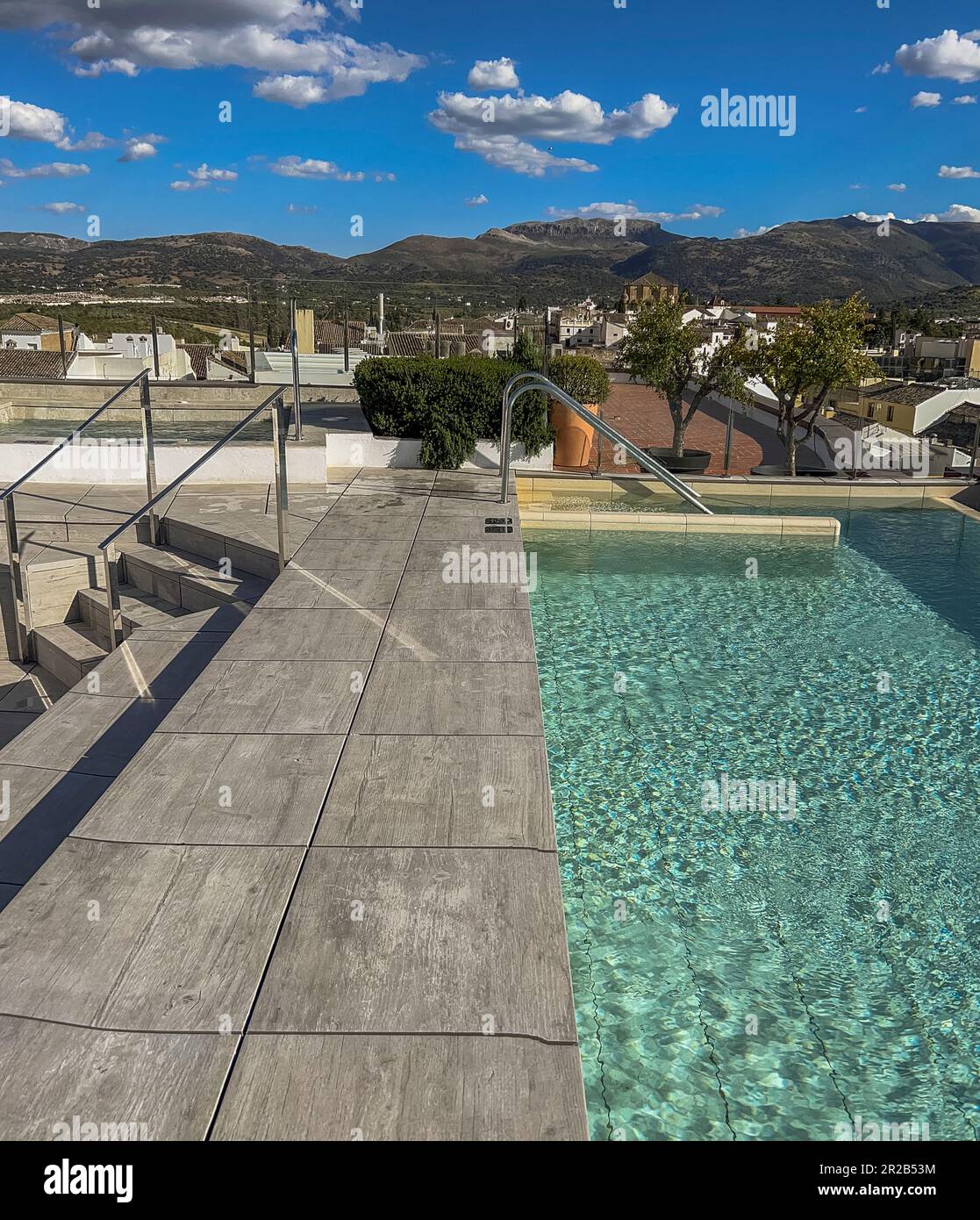 Roof pool hi-res stock photography and images - Alamy
